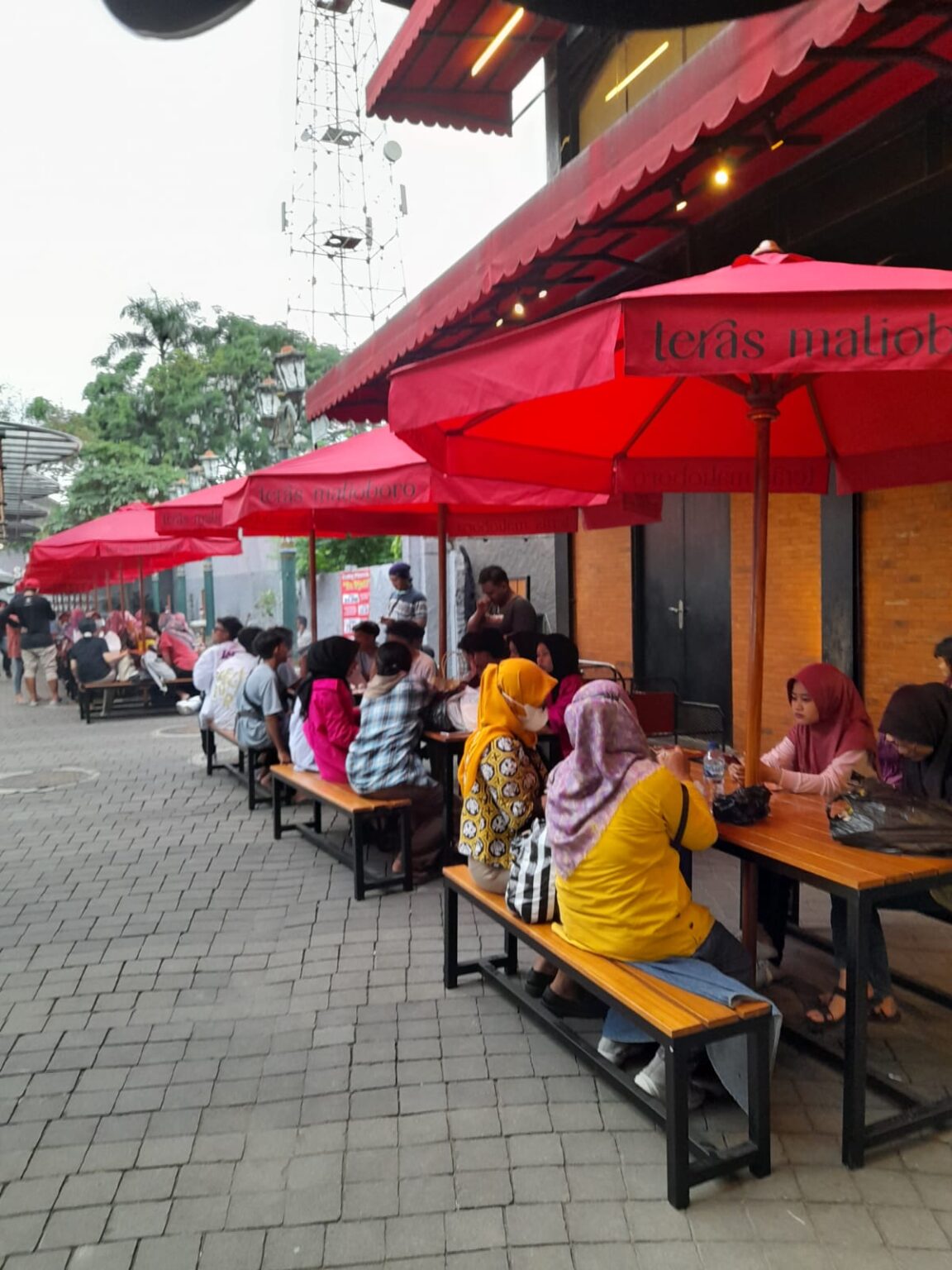 Selasar Gedung D - Teras Malioboro